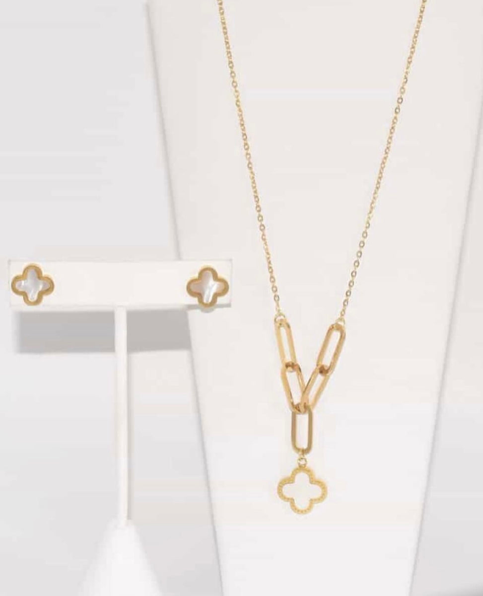 GD FLOWER SET OF 2 – Nylram Jewelry Collection