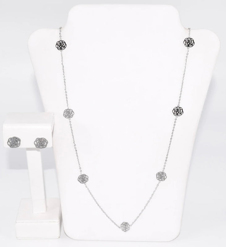SLV FLOWER NECK SET – Nylram Jewelry Collection